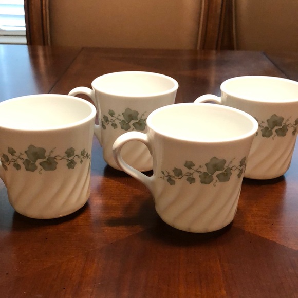 Corningware | Dining | Vintage Corning Ivy Set Of 4 Coffee Cups Circa ...